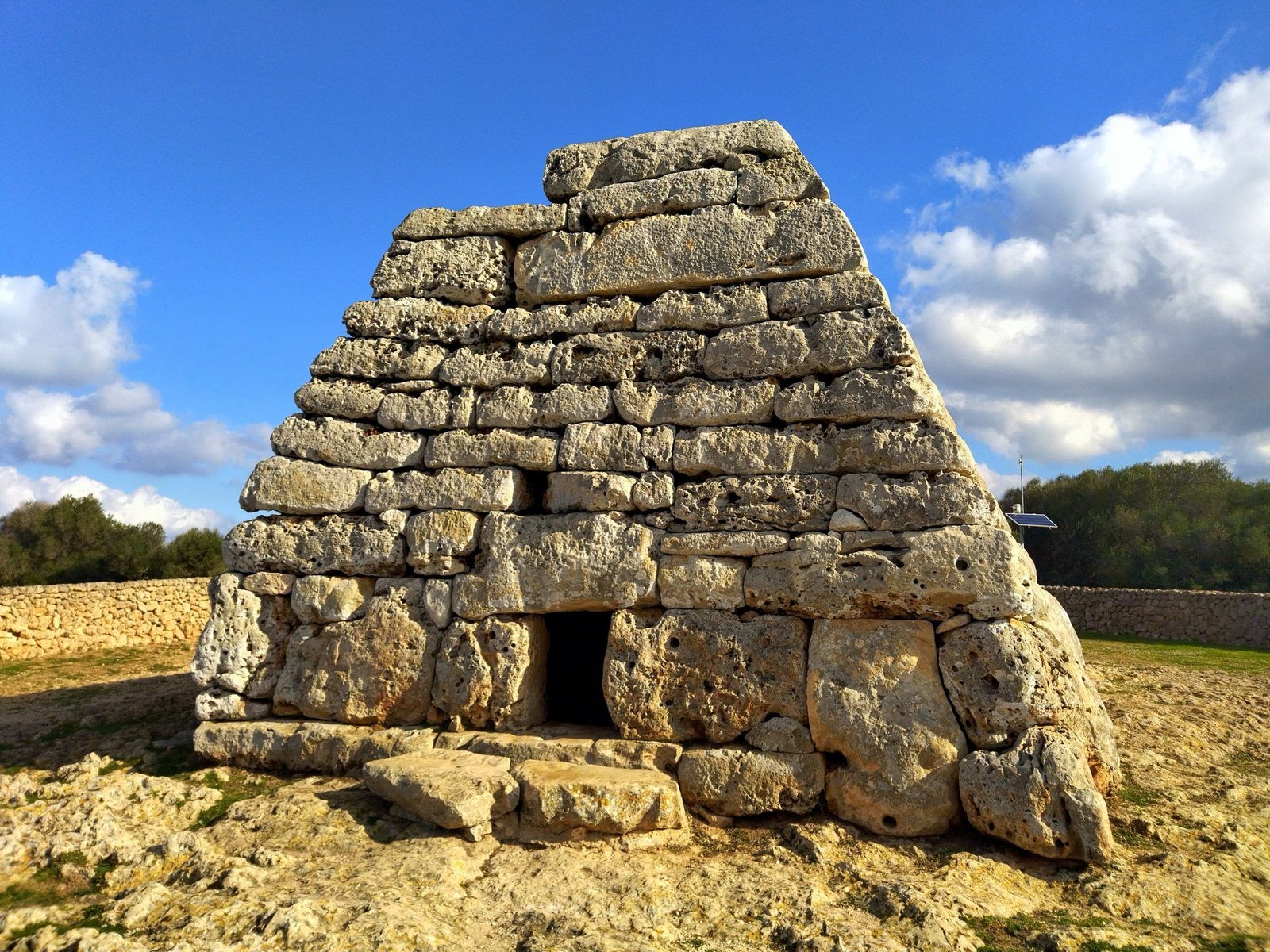 Naveta des Tudons en Ciutadella: Cultura talayótica, historia