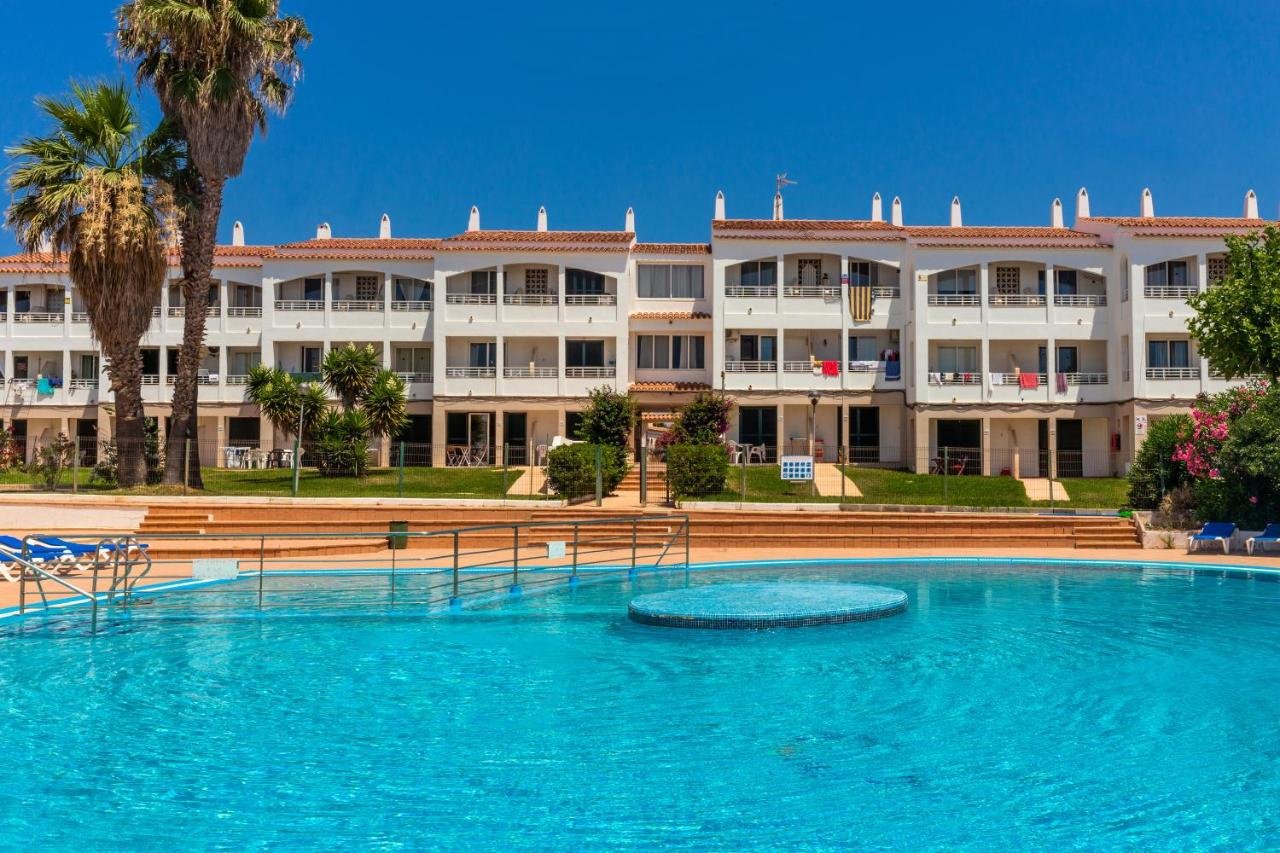 Playa de Cala en Blanes - Viaja a Menorca